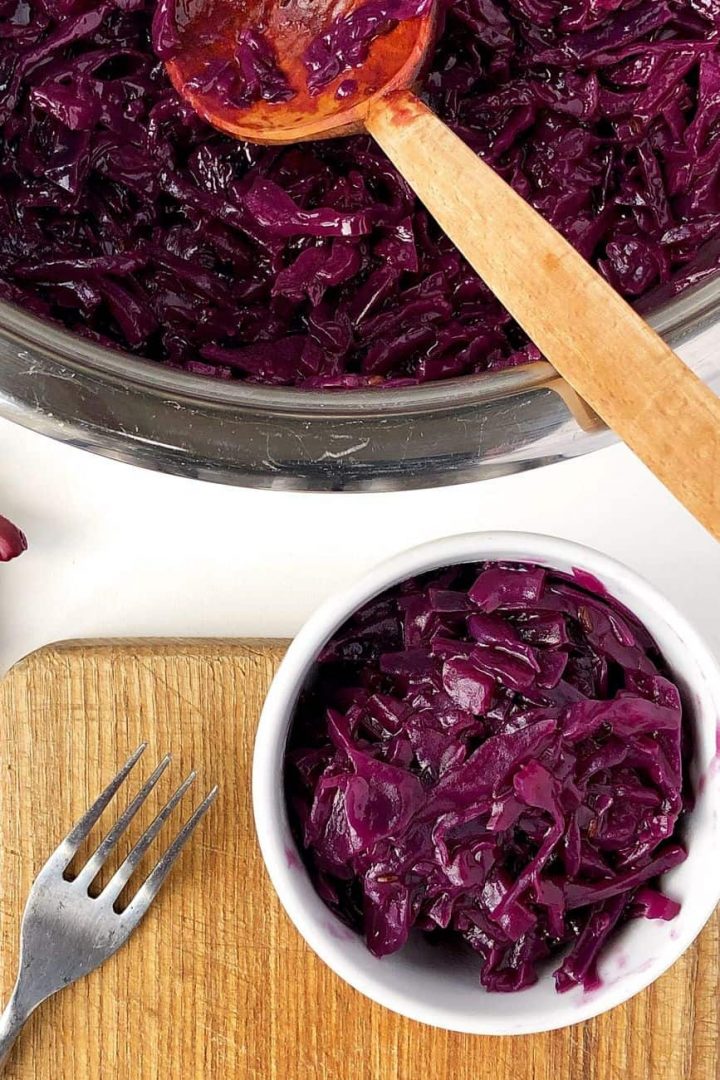 How to cook red cabbage for roast dinner - All Kitchen Colours