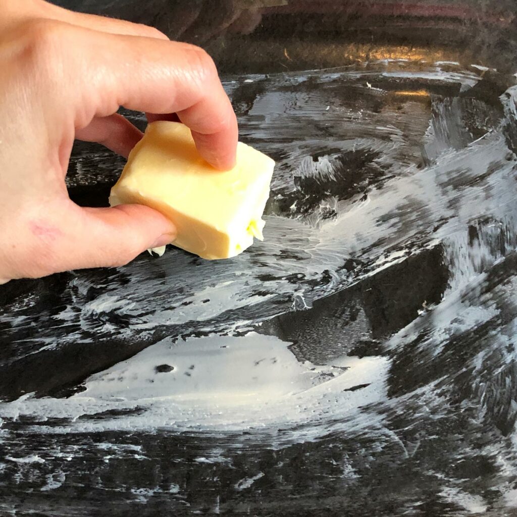 Christmas Crumble with Apples and Cranberries - All Kitchen Colours